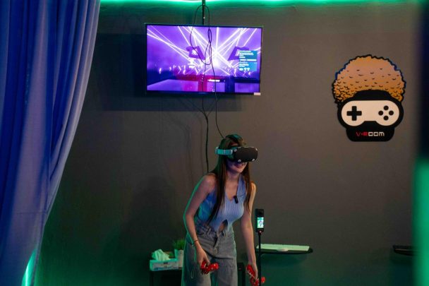 NEW MULTI-CONCEPT GAME LOUNGE IN SINGAPORE HAS THE VIRAL “FLOOR IS LAVA ...