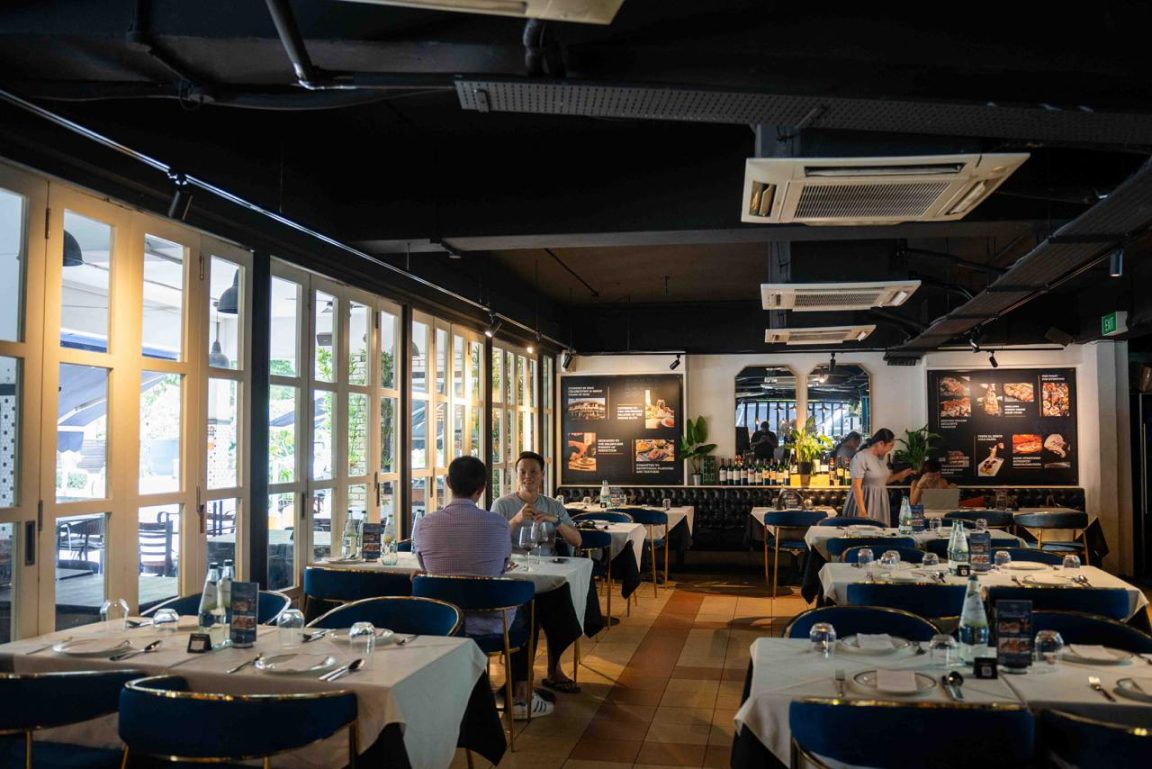 EXPLODING CHEESY PASTA “WATERFALL” SANDWICH AT THIS POPULAR ITALIAN ...