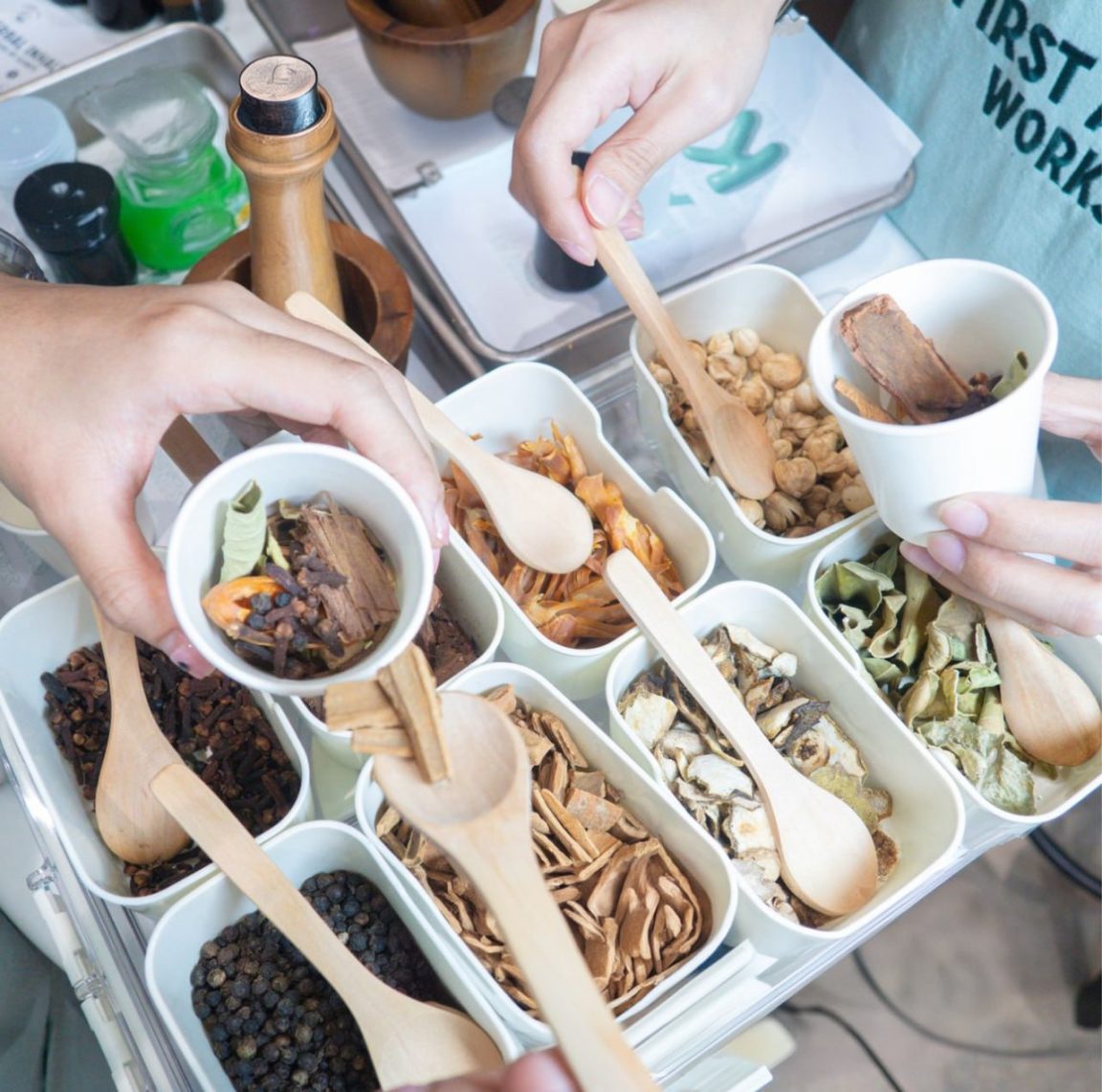 DIY VIRAL JUMBO-SIZED “THAI INHALER” WORKSHOP IN BANGKOK WITH UNLIMITED ...