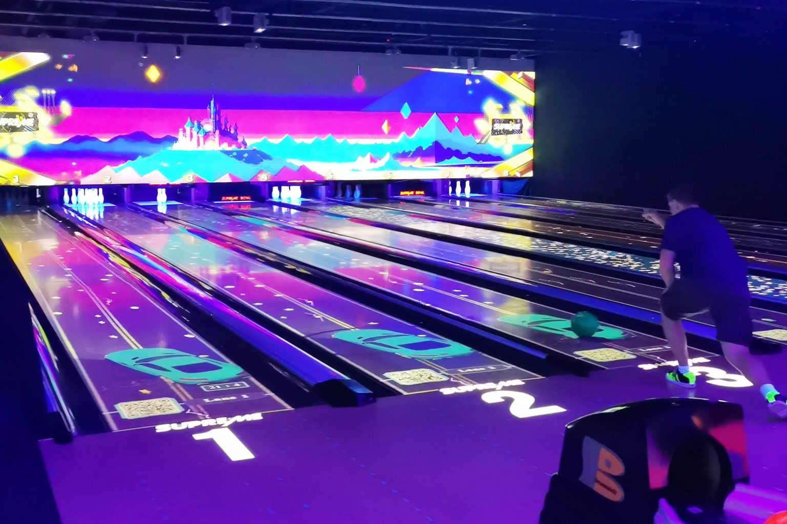 NEW GLOW-IN-THE-DARK BOWLING ALLEY IN JOHOR BAHRU WITH INTERACTIVE AR ...