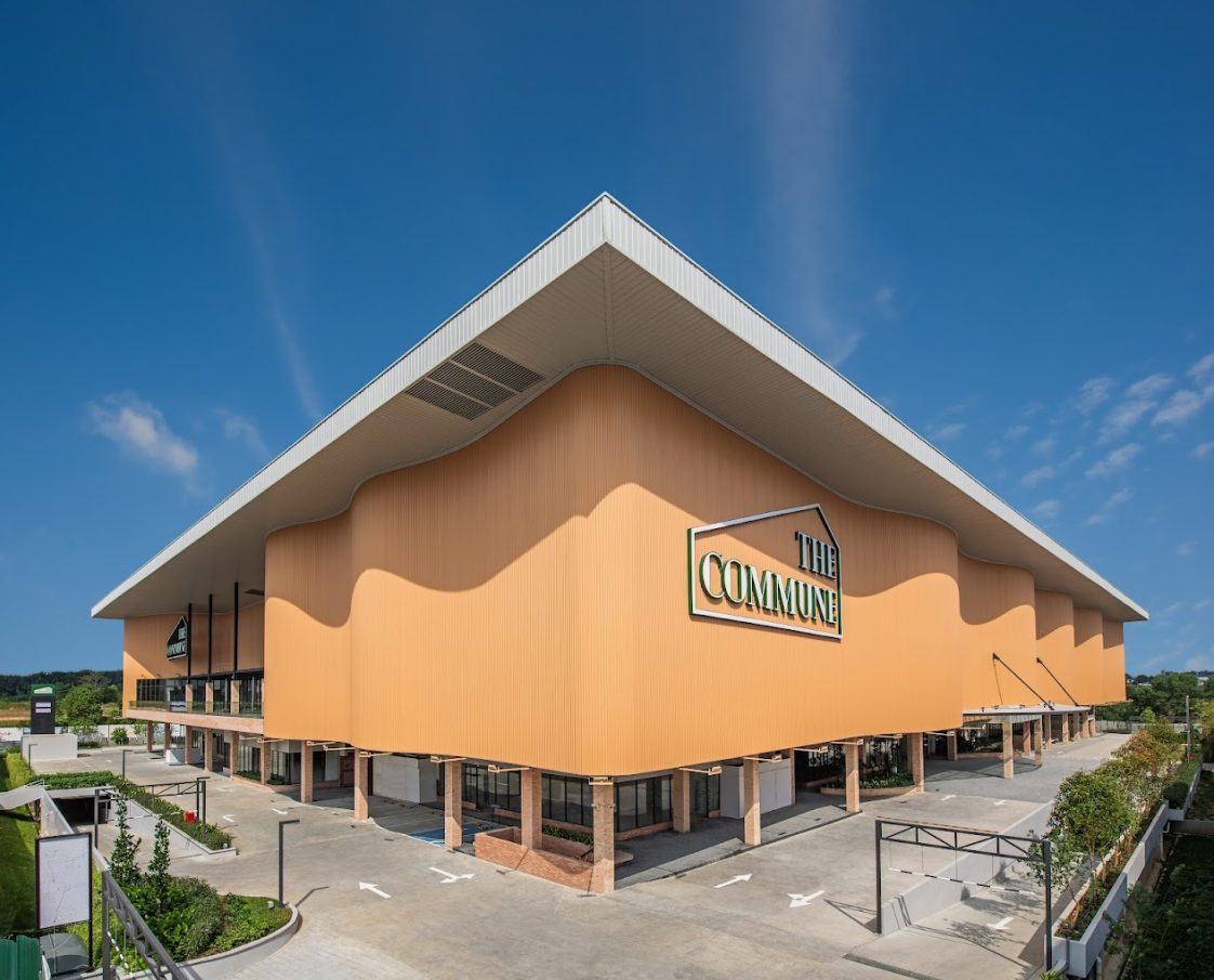 NEW 3-STOREY LIFESTYLE MALL, THE COMMUNE, IN JOHOR WITH CHAGEE DRIVE ...
