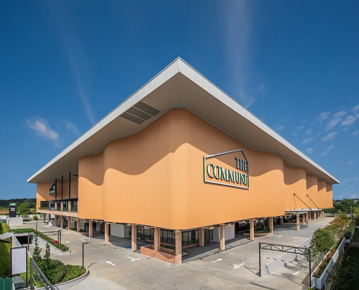 NEW 3-STOREY LIFESTYLE MALL, THE COMMUNE, IN JOHOR WITH CHAGEE DRIVE ...