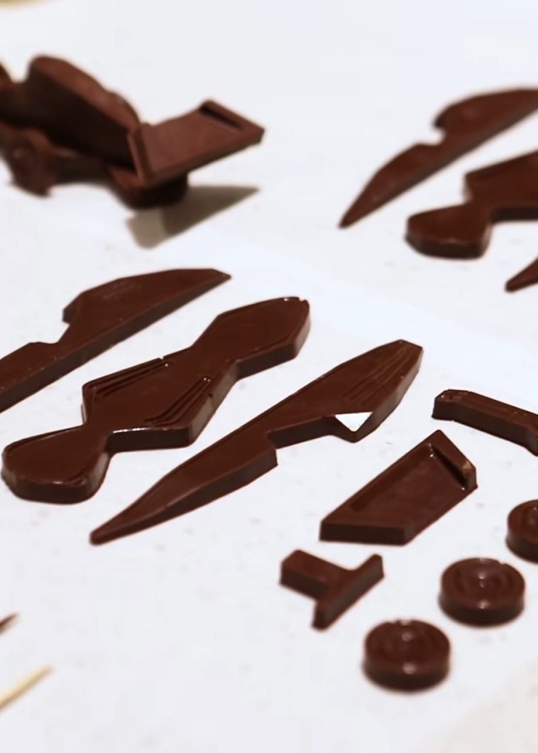 DIY YOUR OWN CHOCOLATE RACE CAR WITH EDIBLE PAINT AT THIS CHOCOLATE ...