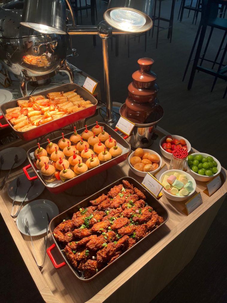 NEW $25++ PER PERSON “COCKTAIL” BUFFET AT FURAMA RIVERFRONT WITH ...