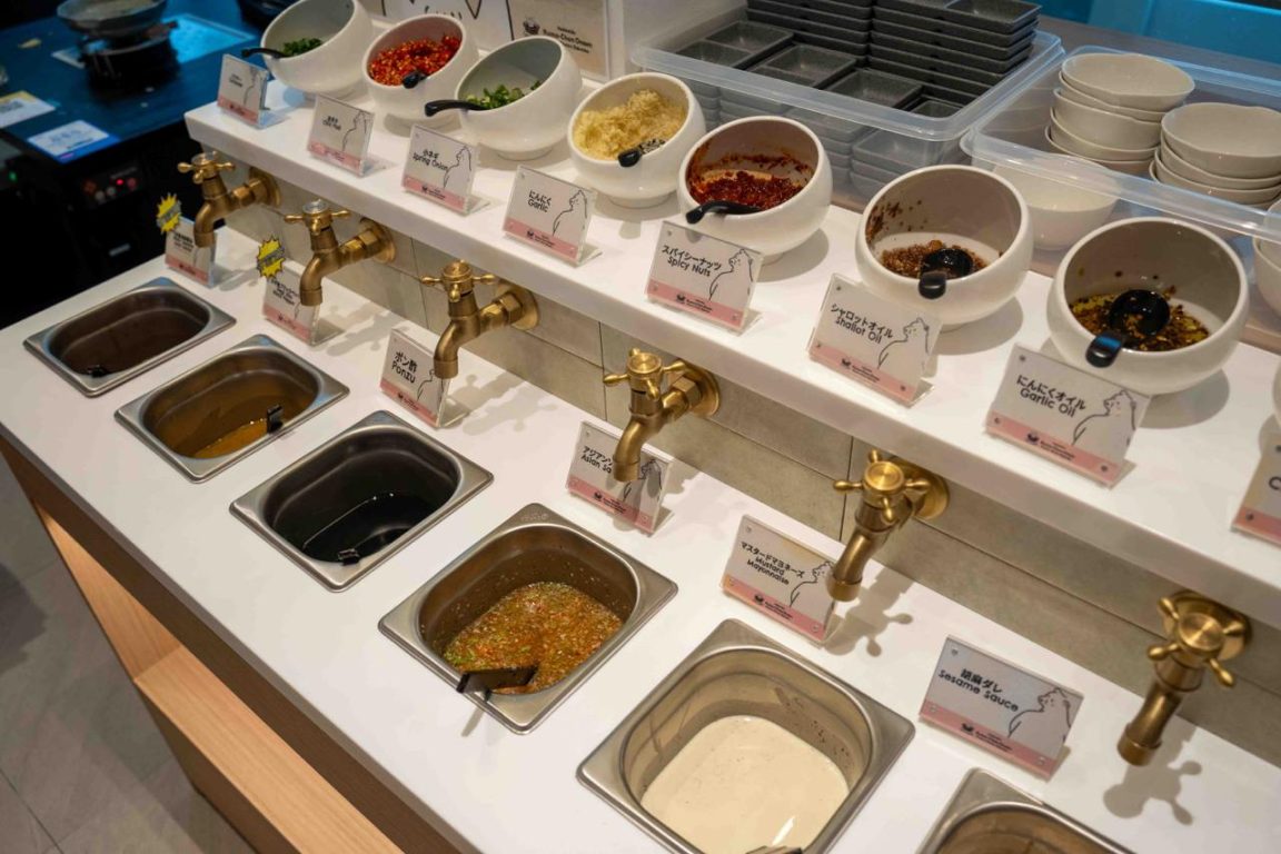 FAMOUS TEDDY BEAR-SHAPED HOTPOT FROM JAPAN, KUMACHAN ONSEN, OPENS IN ...