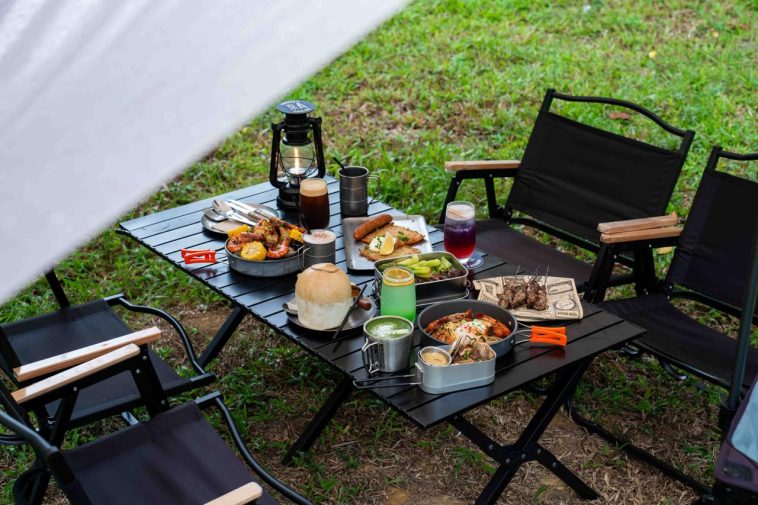 NOMADS: DINE IN ACTUAL TENTS AT THIS COSY 2-STOREY CAMPING CAFÉ HIDDEN ...