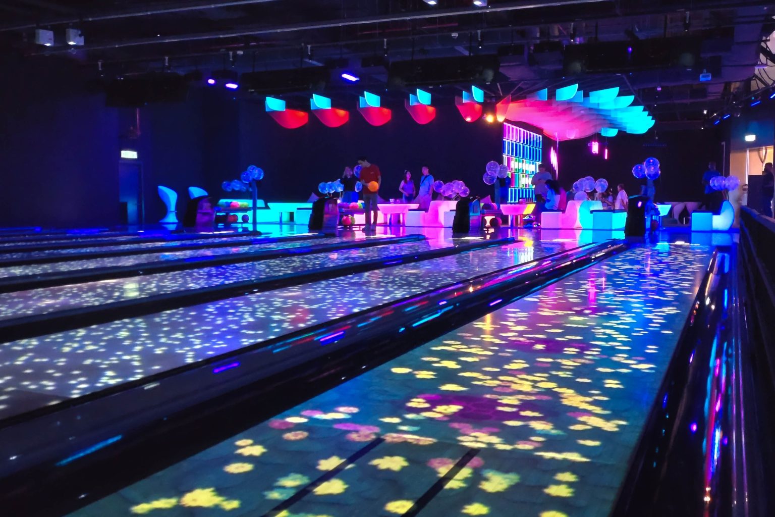 NEW GLOW-IN-THE-DARK BOWLING ALLEY IN JOHOR BAHRU WITH INTERACTIVE AR ...