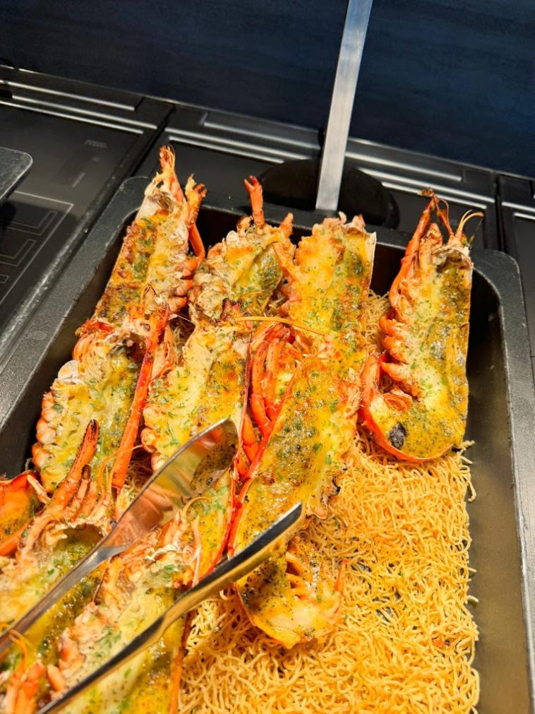 1-FOR-1 SEAFOOD BUFFET AT SHERATON TOWER WITH FRESH CRABS, CRAYFISH ...