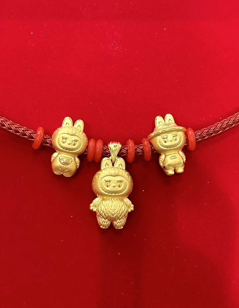 CUSTOM 24K GOLD LABUBU CHARMS & PENDANTS AT THIS JEWELLERY STORE IN ...