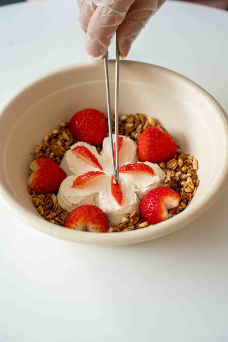 FIRST-EVER “DRY YOGURT” BAR IN SINGAPORE WITH LABUBU YOGURT BOWLS & DIY ...