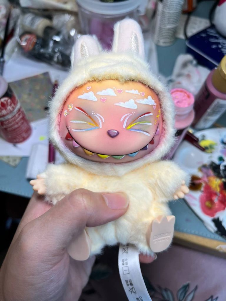 CUSTOM LABUBU “BEAUTY SERVICES” WITH FACE MAKEUP & BODY PAINT IN ...