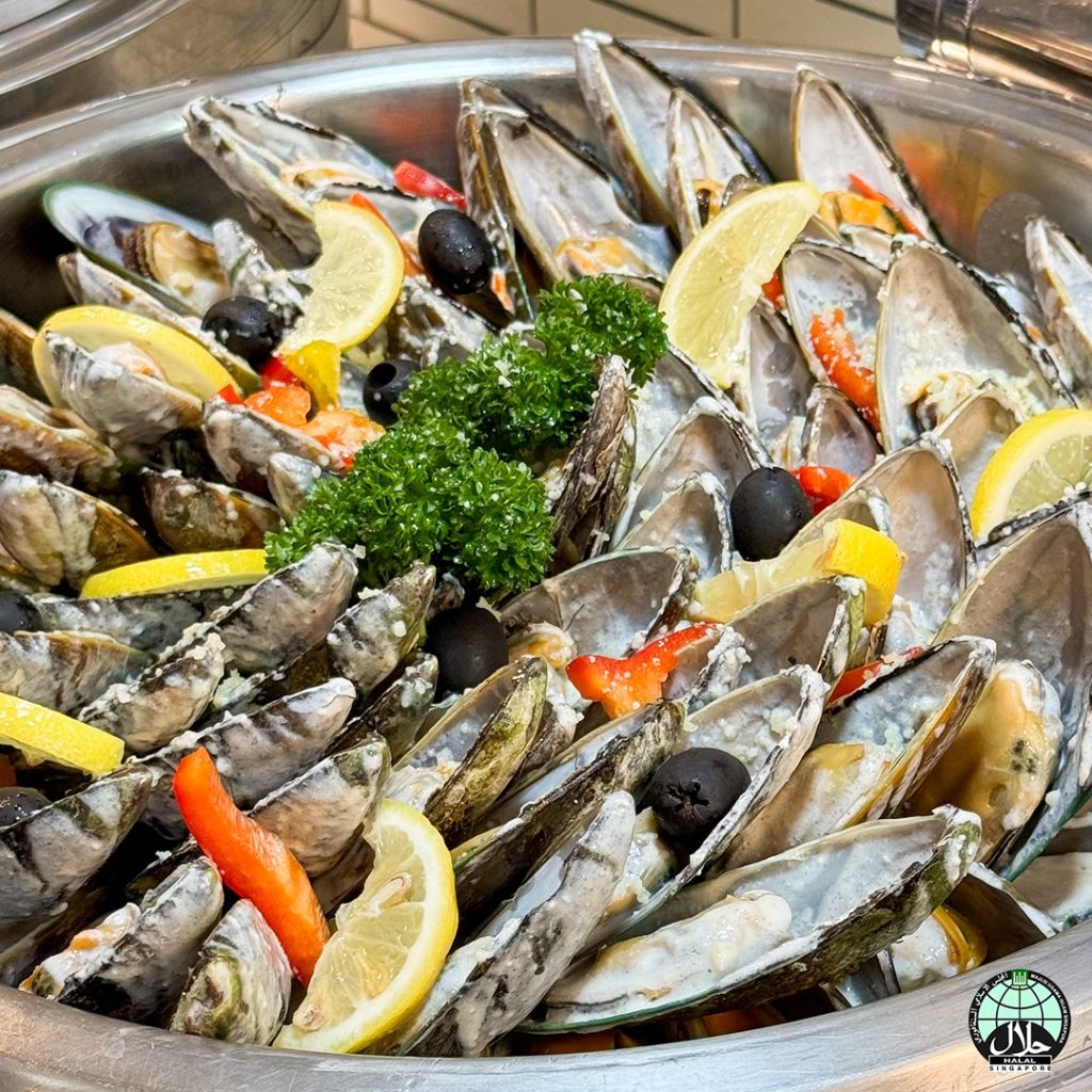 1-FOR-1 HALAL SEAFOOD BUFFET ON WEEKENDS WITH LIVE BBQ, CHILLI CRABS ...