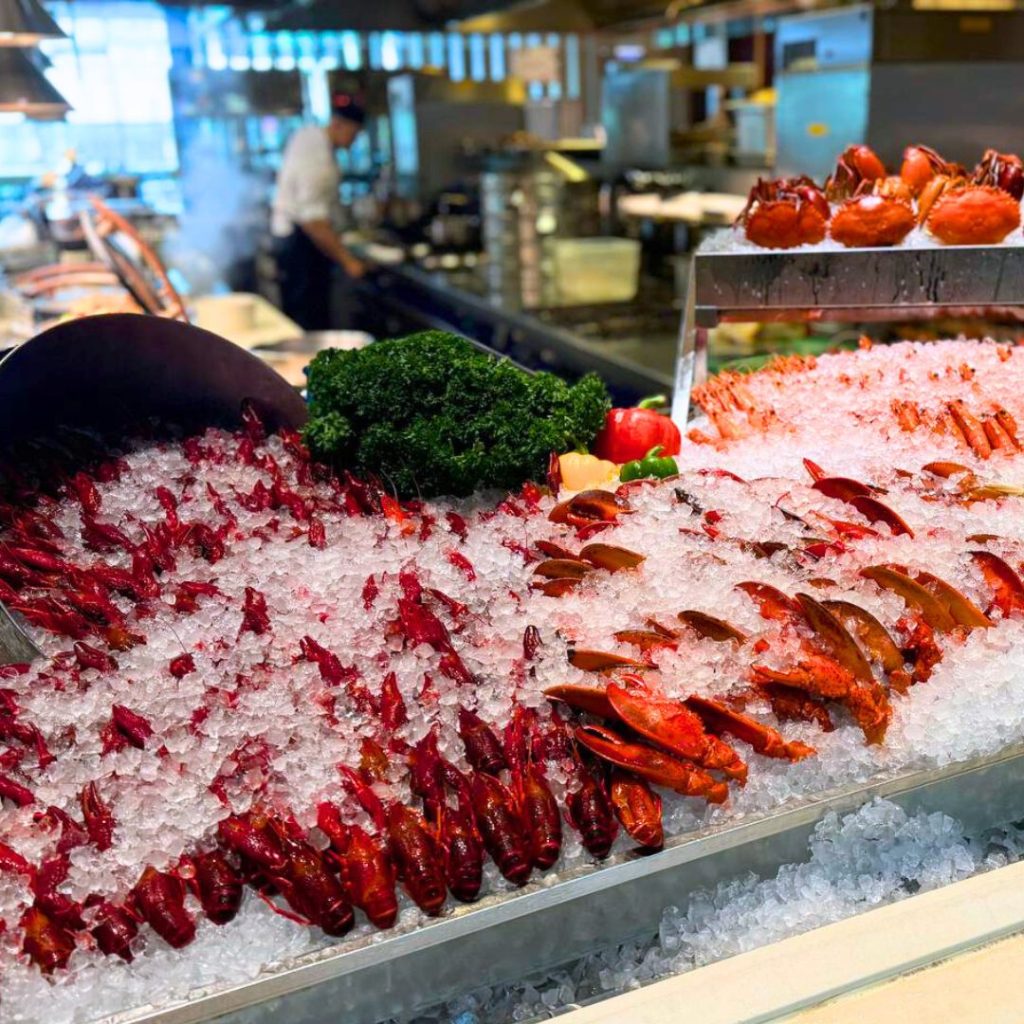 1-FOR-1 SEAFOOD LUNCH BUFFET AT $34++ PER PERSON WITH CRABS, OCTOPUS ...