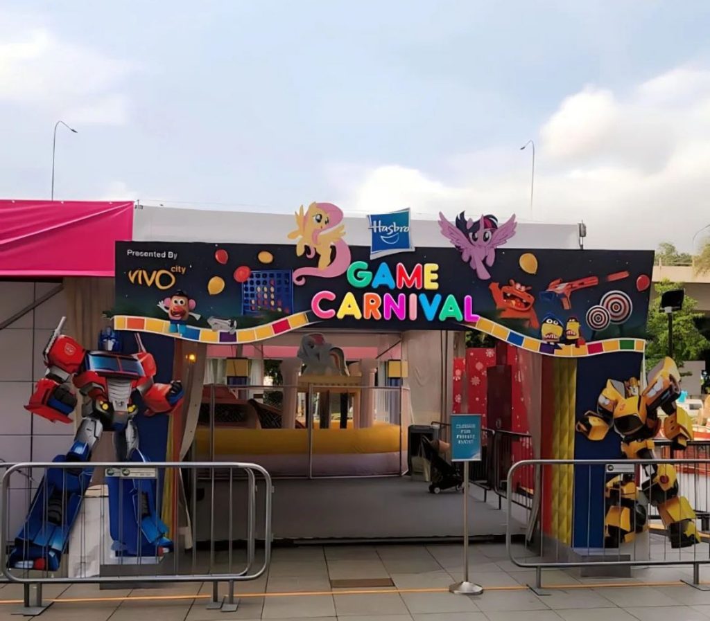 GIANT GAME CARNIVAL AT VIVOCITY WITH LIFE-SIZED MONOPOLY, NERF, TWISTER ...