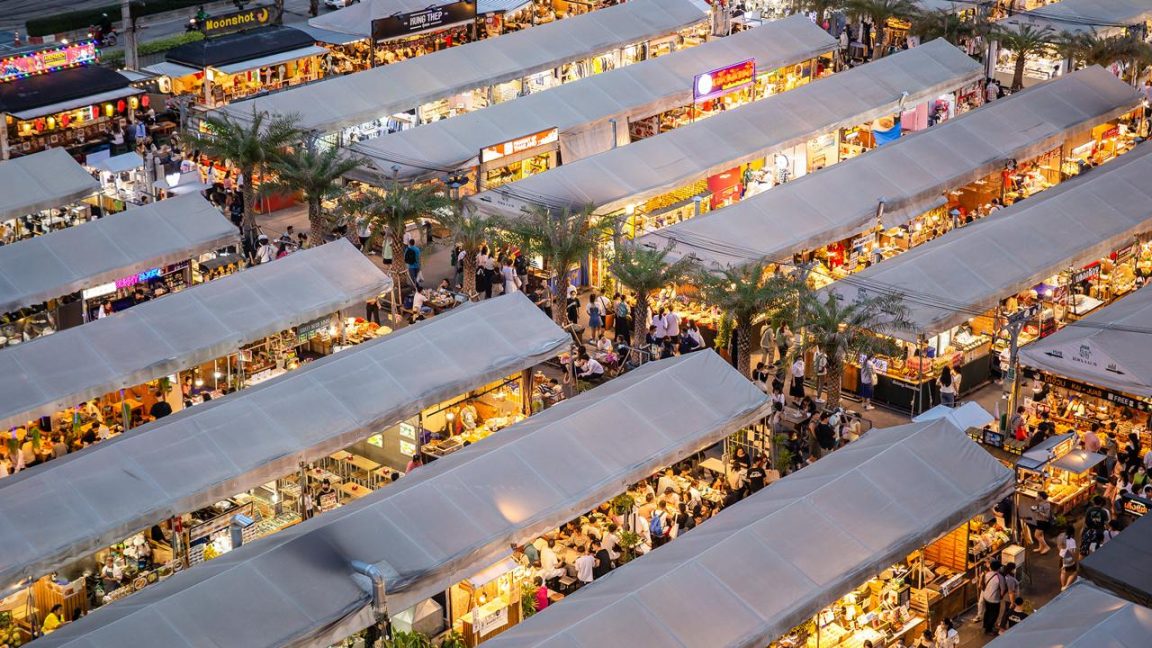 POPULAR JODD FAIRS RATCHADA NIGHT MARKET OPENS AT NEW LOCATION IN ...