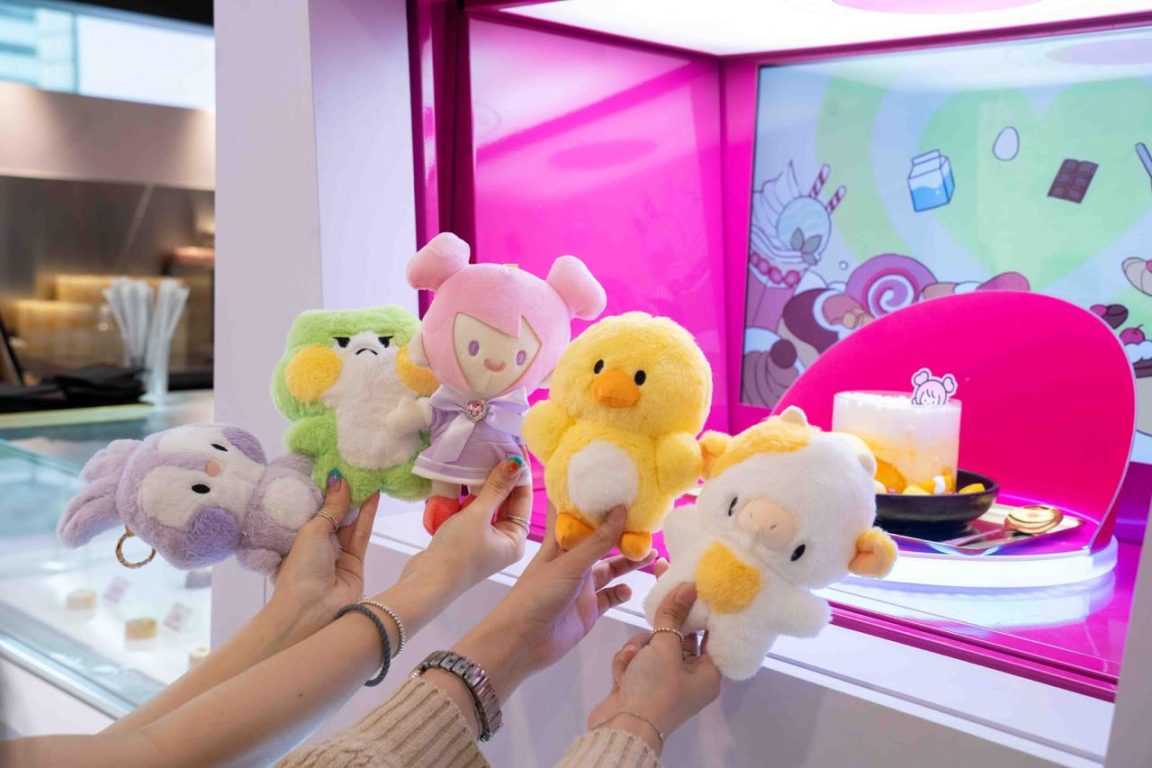 FIRST-EVER “BLIND BOX” BINGSU CAFÉ FROM VENDING MACHINE IN SINGAPORE ...