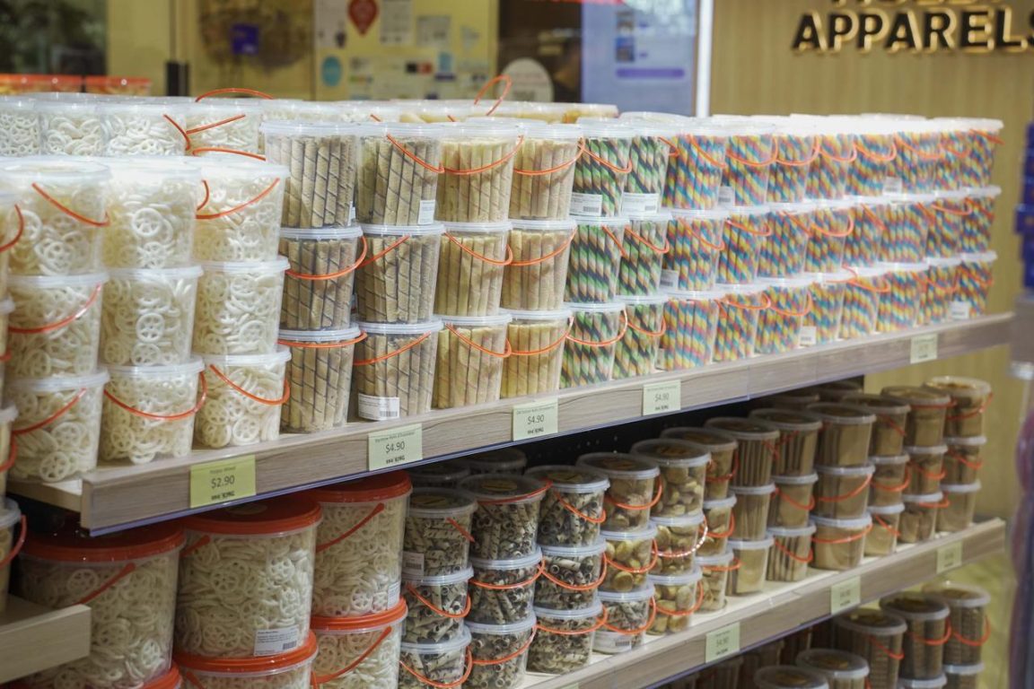 MEGA RETRO SNACK STORE IN SINGAPORE HAS OVER 500 NOSTALGIC CHILDHOOD ...