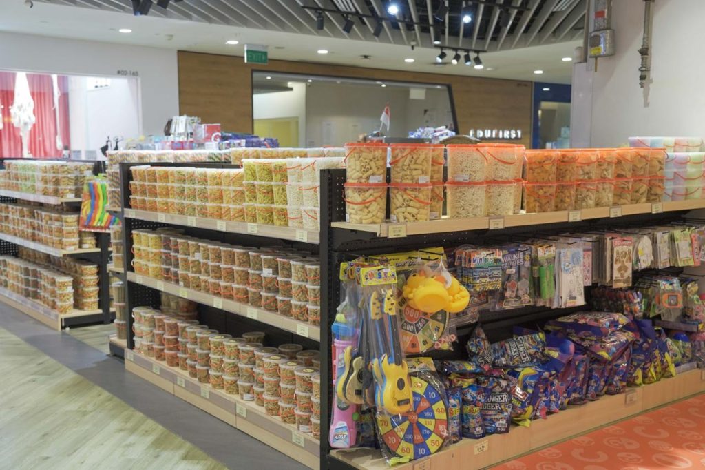 MEGA RETRO SNACK STORE IN SINGAPORE HAS OVER 500 NOSTALGIC CHILDHOOD ...