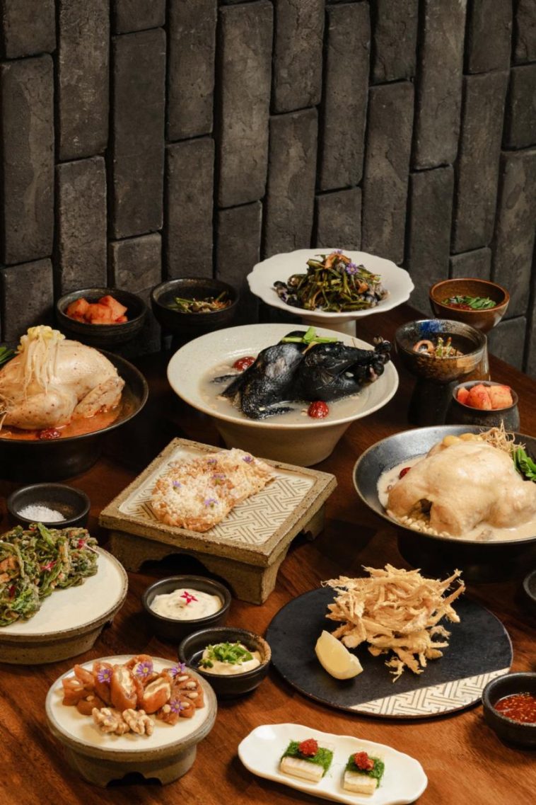 MODU: FIRST-EVER KOREAN SAMGYETANG SPECIALTY RESTAURANT HAS BLACK ...