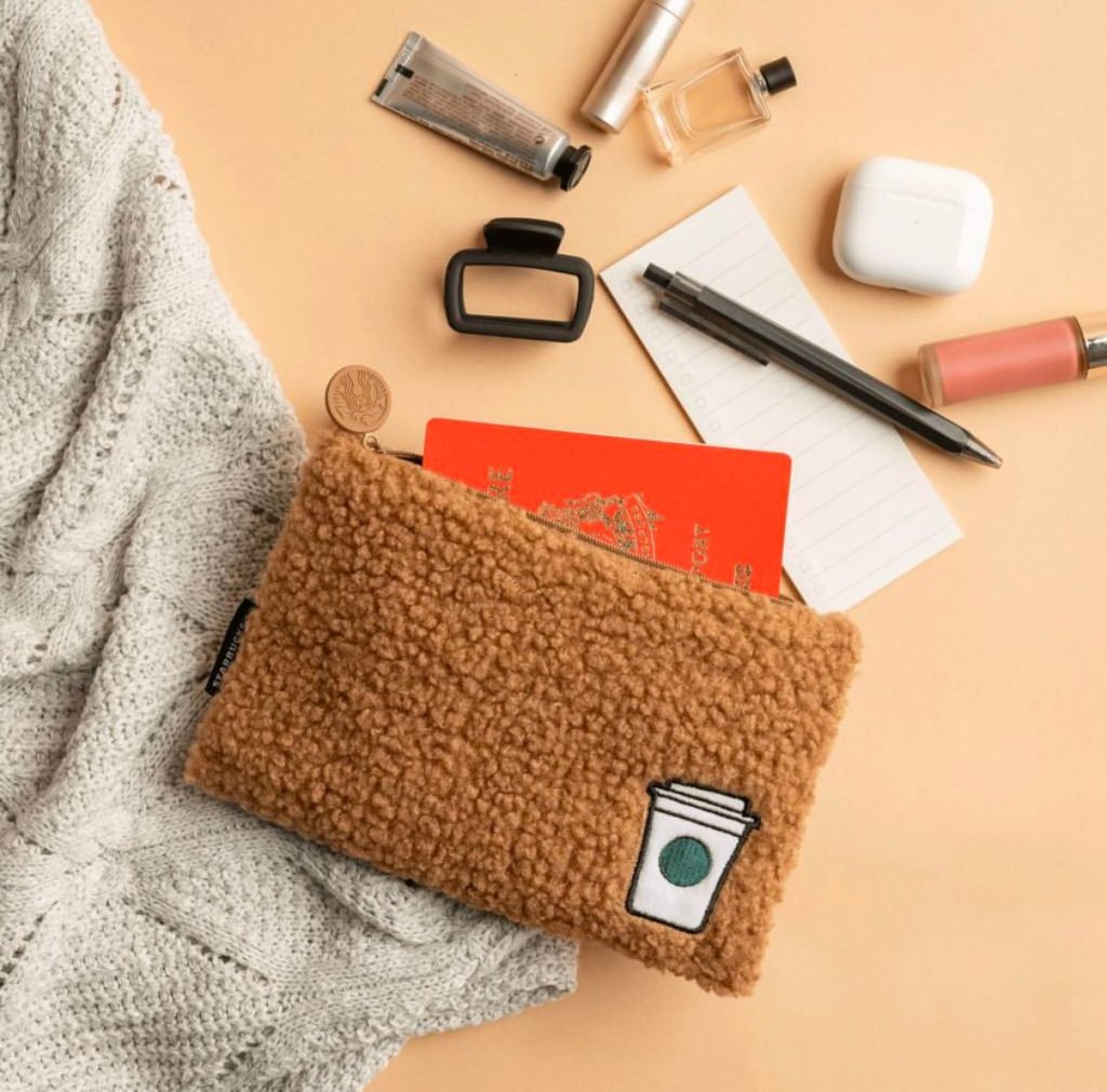 STARBUCKS LAUNCHES NEW STANLEY DRINKWARE, STAR-SHAPED PLUSH KEYCHAINS ...