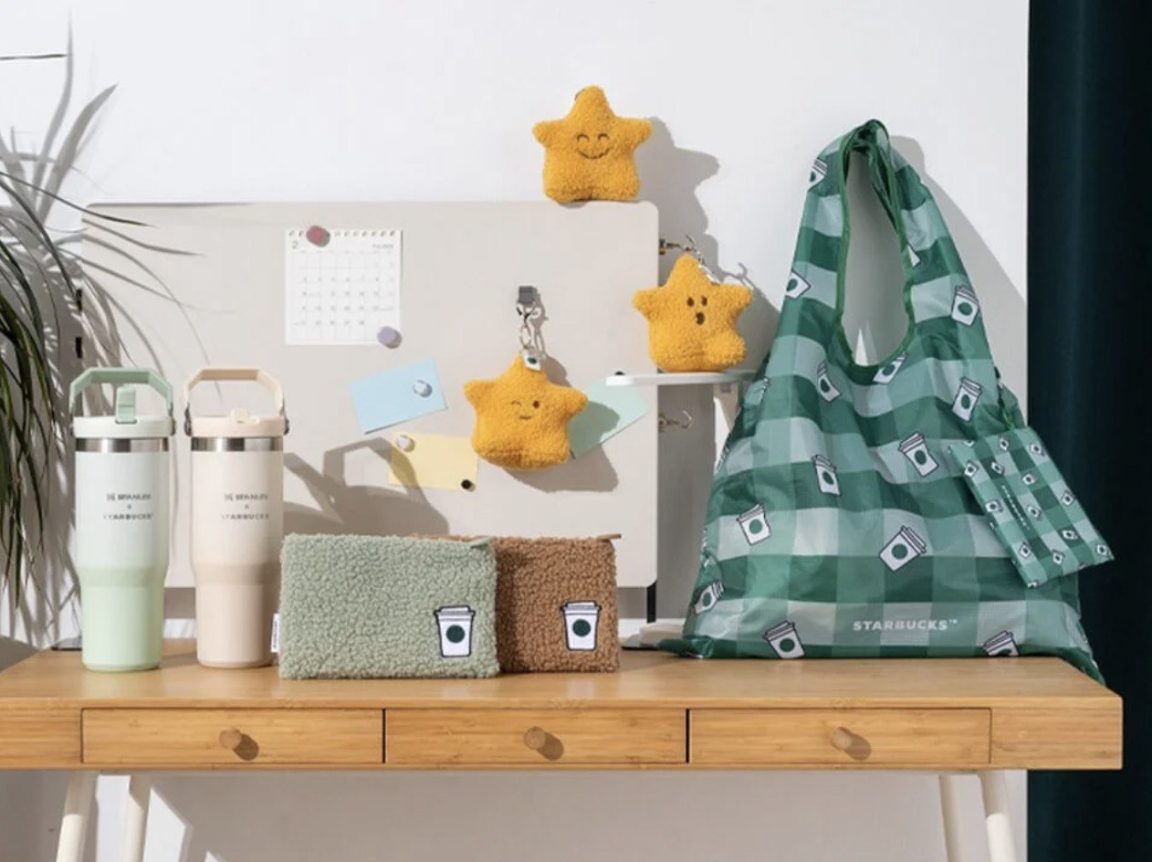 STARBUCKS LAUNCHES NEW STANLEY DRINKWARE, STAR-SHAPED PLUSH KEYCHAINS ...