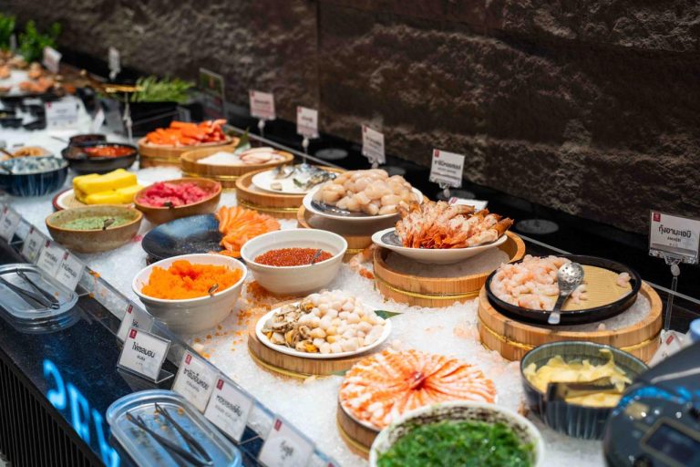 VIRAL $39++ PER PERSON SEAFOOD BUFFET IN BANGKOK WITH UNLIMITED IKURA ...