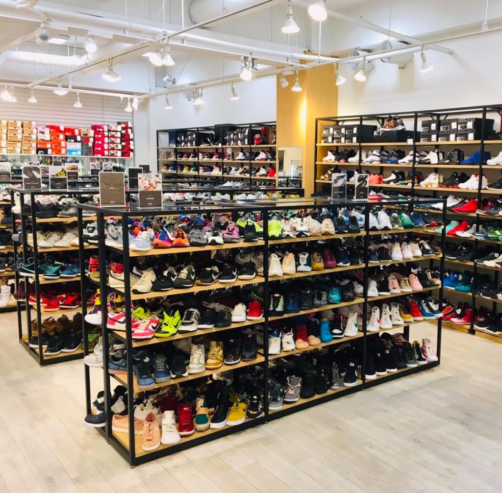 2ND STREET: FAMOUS LUXURY VINTAGE THRIFT STORE CHAIN FROM JAPAN OPENS ...