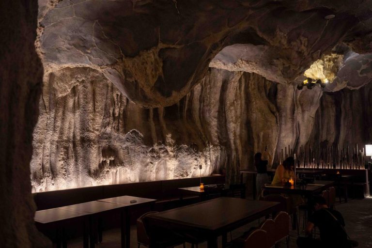 CAVERN RESTAURANT: SINGAPORE’S FIRST & ONLY CAVE-INSPIRED RESTAURANT ...