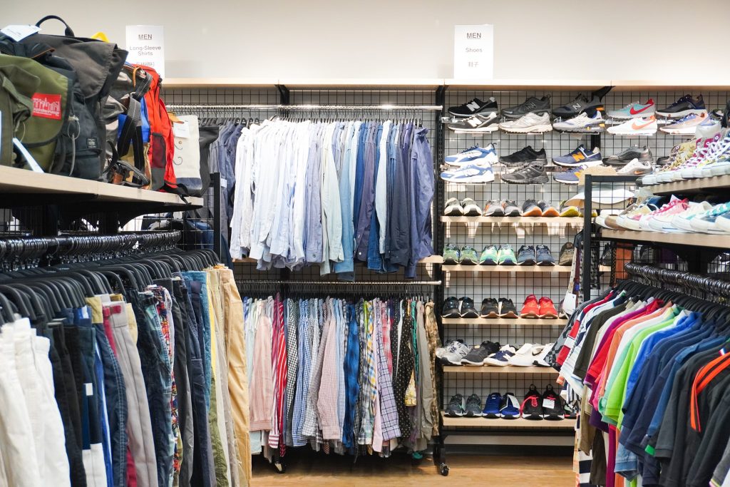 2ND STREET: FAMOUS LUXURY VINTAGE THRIFT STORE CHAIN FROM JAPAN OPENS ...