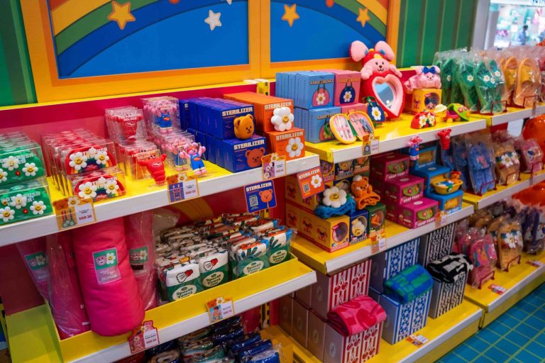 WIGGLE WIGGLE SINGAPORE: VIRAL KOREAN LIFESTYLE STORE POP-UP AT PLAZA ...