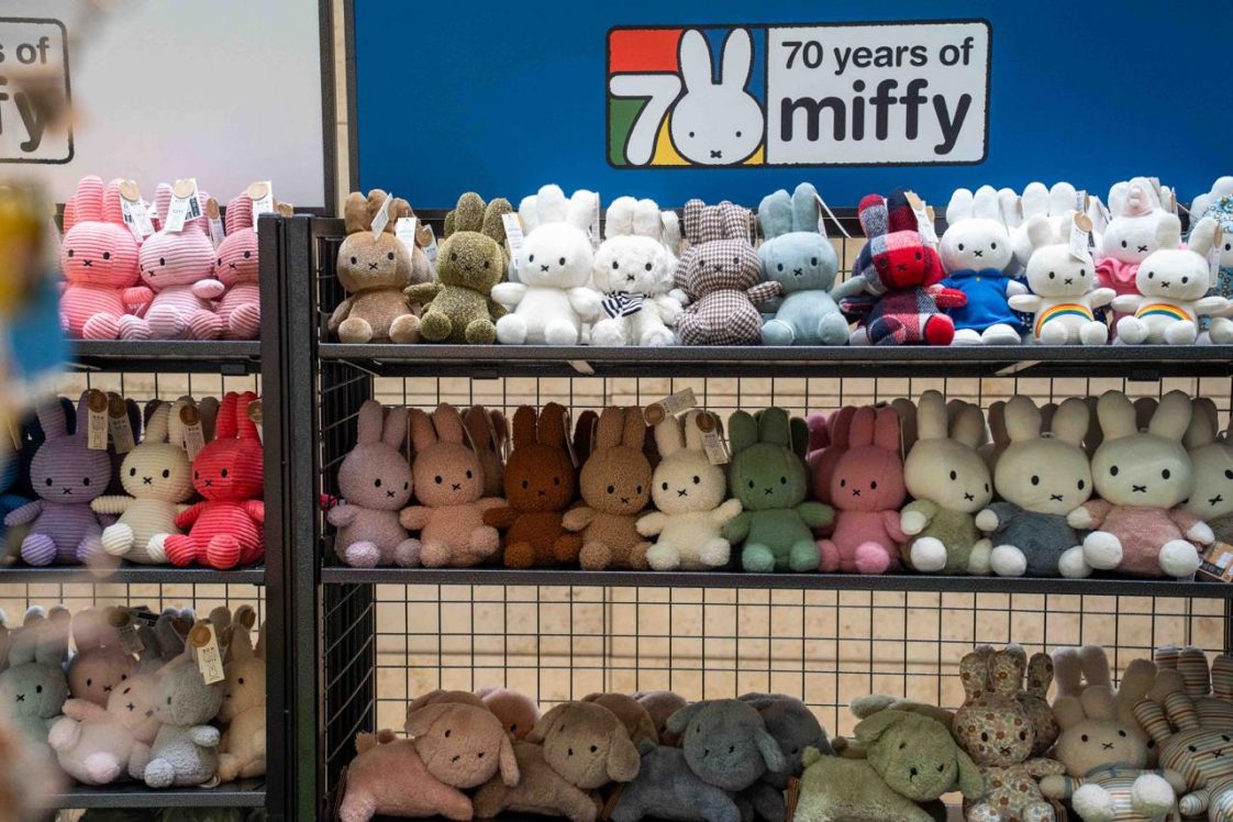 MIFFY’S GARDEN POP-UP AT CHANGI AIRPORT WITH GIANT “HOT AIR BALLOON ...