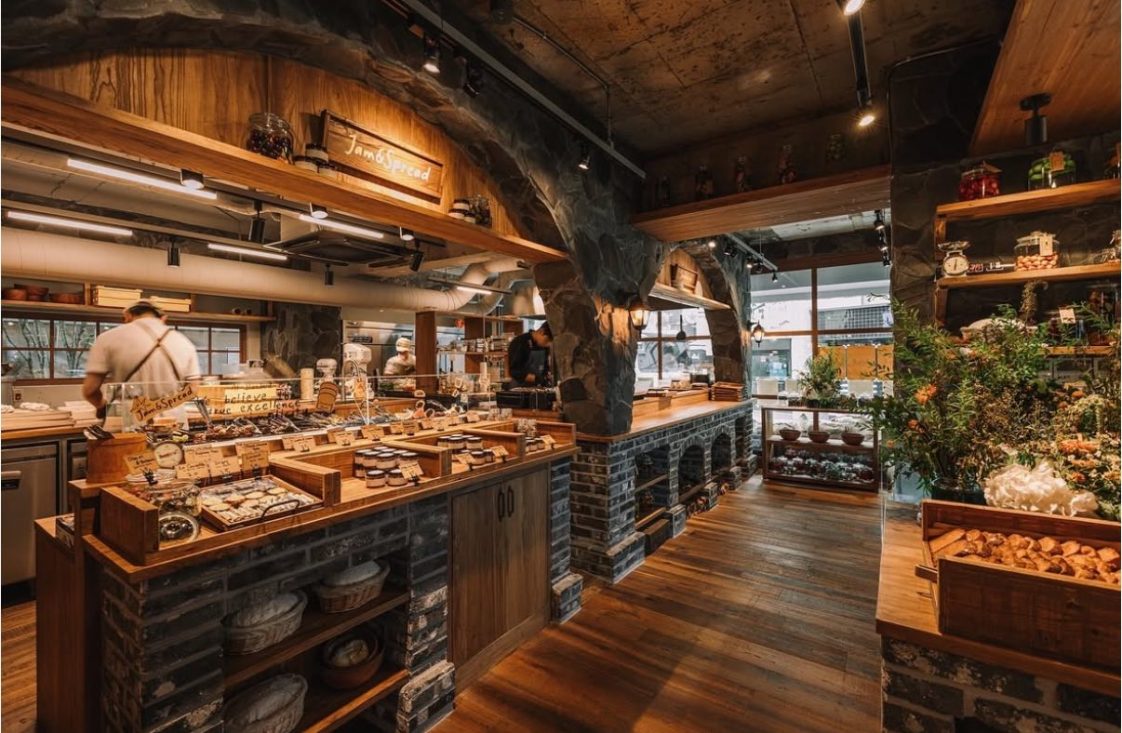 FAMOUS STANDARD BREAD BAKERY & CAFÉ FROM KOREA WITH LAYERED “TISSUE ...