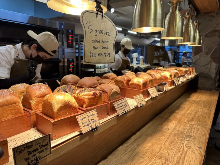 FAMOUS STANDARD BREAD BAKERY & CAFÉ FROM KOREA WITH LAYERED “TISSUE ...