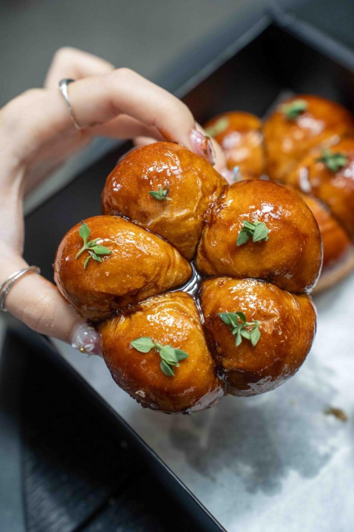 VIRAL FLOWER-SHAPED PULL-APART BREAD BUNS NOW AVAILABLE AT SINGAPORE’S ...