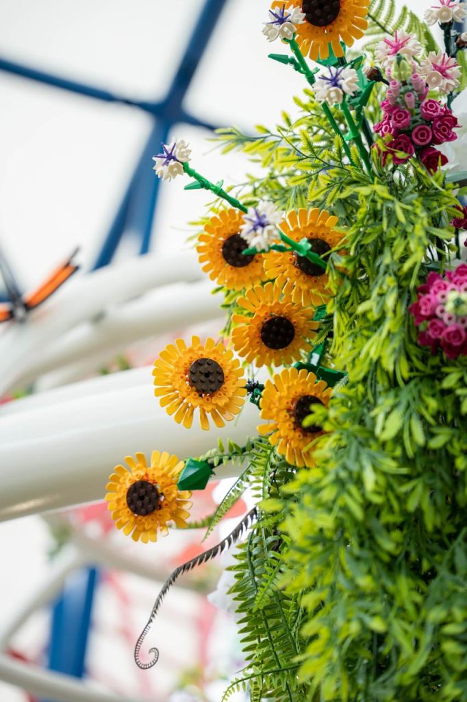 WORLD’S FIRST LEGO FLOWER GARDEN AT LEGOLAND MALAYSIA WITH FLOWERS ...