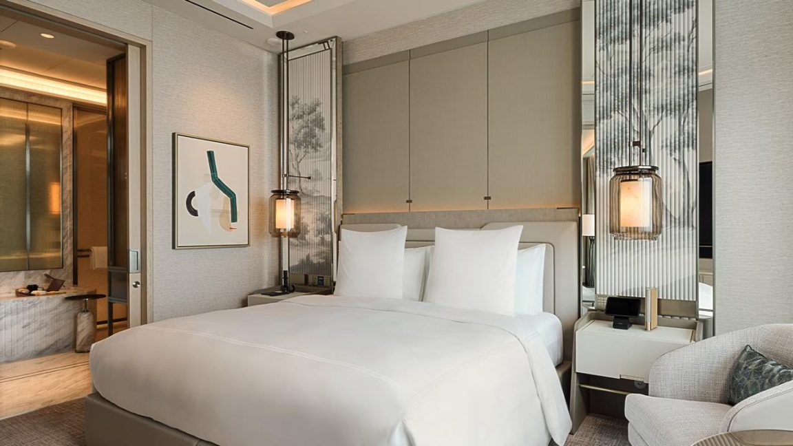 MARINA BAY SANDS LAUNCHES NEW ULTRA-LUXE HOTEL ROOMS WITH BUILT-IN ...