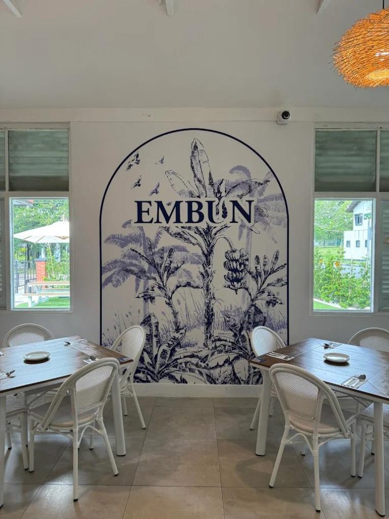 NEW COLONIAL-STYLE HALAL SEAFOOD RESTAURANT LETS YOU PICK LIVE-CAUGHT ...