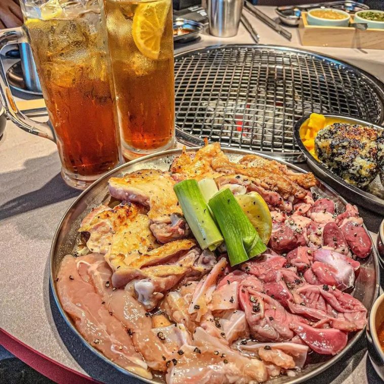 FAMOUS GRILLED KOREAN CHICKEN KBBQ RESTAURANT SONG GYE OK OPENS FIRST ...