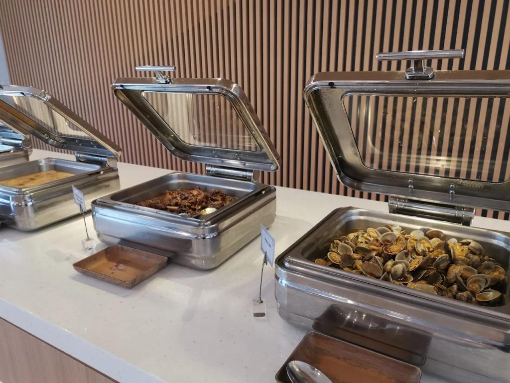 1-FOR-1 PORRIDGE BUFFET DINNER WITH UNLIMITED LALA, FRESH PRAWNS ...