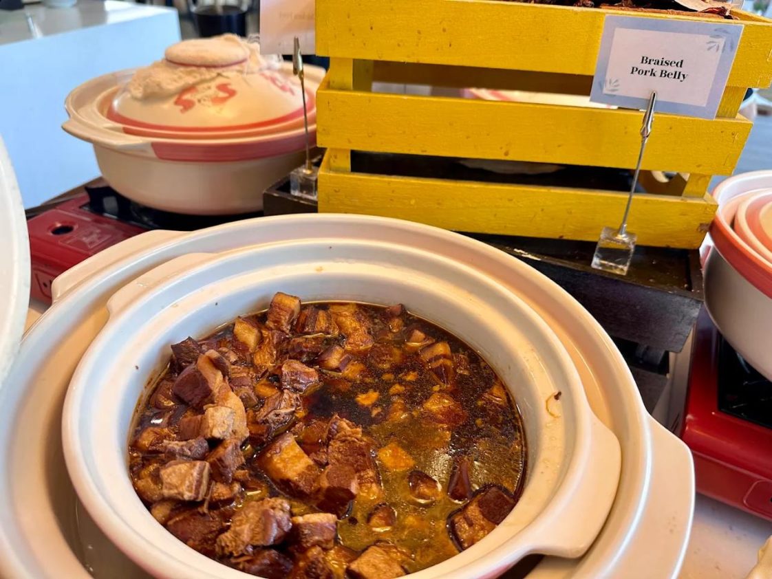 1-FOR-1 PORRIDGE BUFFET DINNER WITH UNLIMITED LALA, FRESH PRAWNS ...