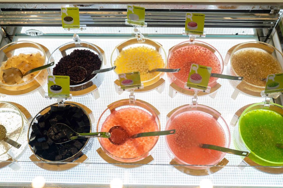 YOGURT PLANET: VIRAL DIY “STICKY” YOGURT WITH UNLIMITED TOPPINGS FROM ...