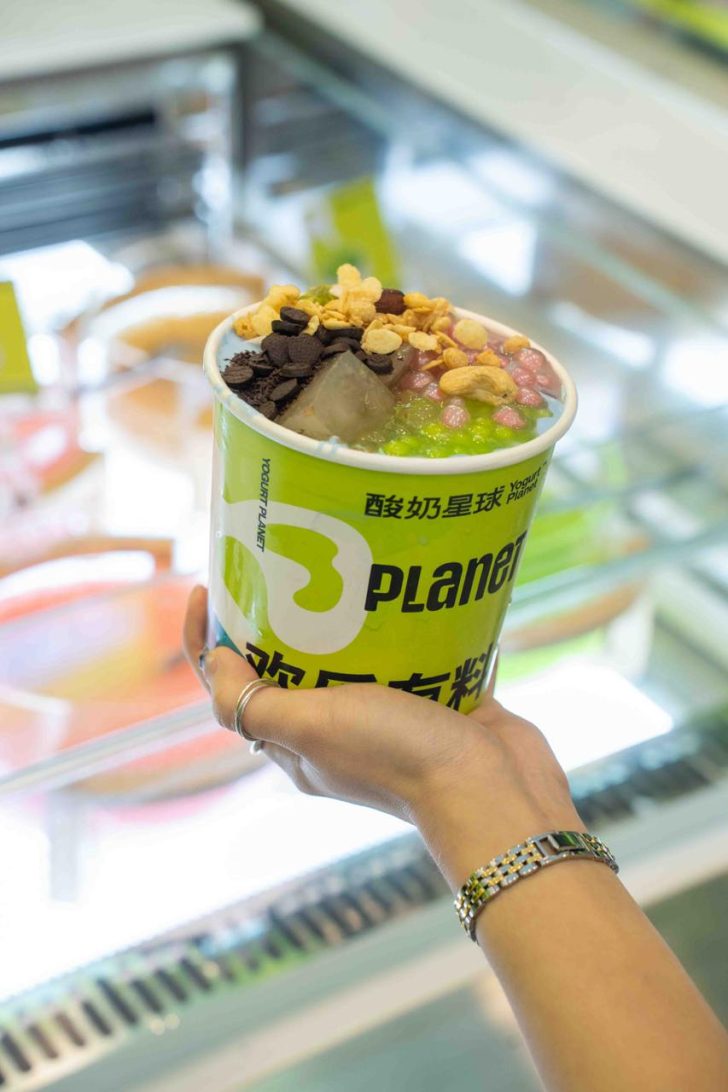 YOGURT PLANET: VIRAL DIY “STICKY” YOGURT WITH UNLIMITED TOPPINGS FROM ...
