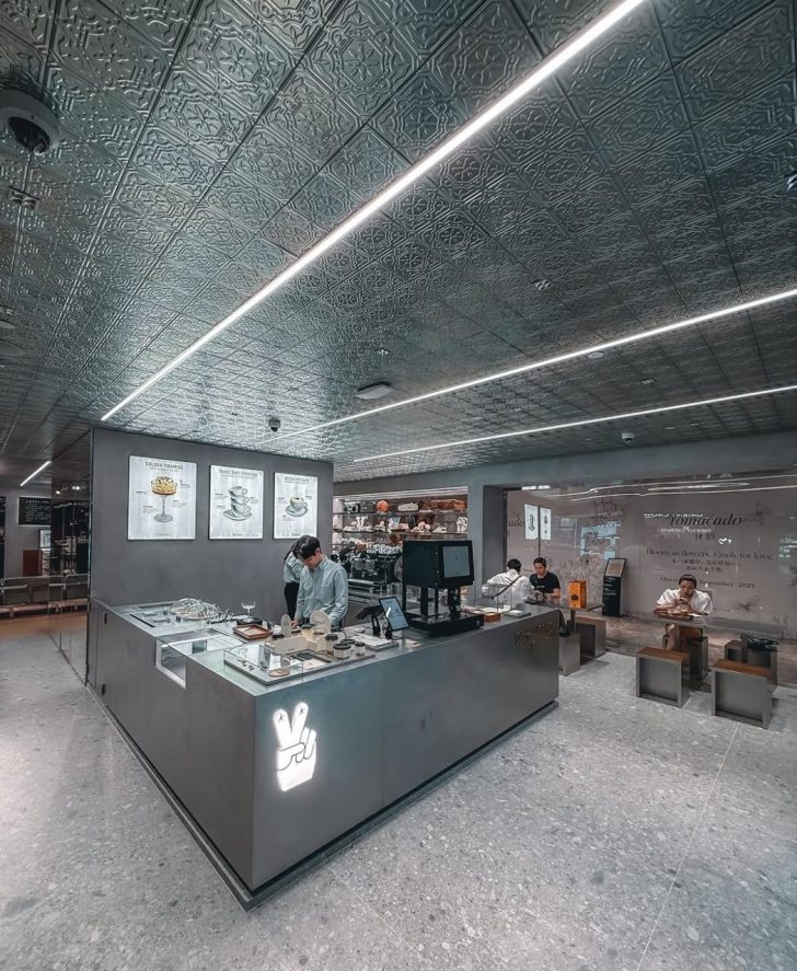 FAMOUS YOUNIQUE CAFFÈ BY GOLDEN GOOSE OPENS IN SINGAPORE WITH GOLD ...