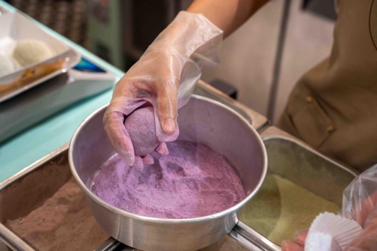 VIRAL HANDMADE MOCHI BALLS FROM JOHOR BAHRU ARE NOW IN SINGAPORE ...