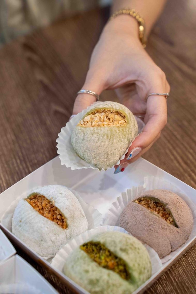 VIRAL HANDMADE MOCHI BALLS FROM JOHOR BAHRU ARE NOW IN SINGAPORE ...