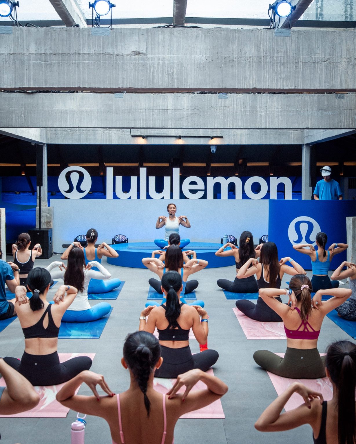 LULULEMON LAUNCHES NEW FIRST-EVER YOGA & PILATES STUDIO WITHIN A STORE ...