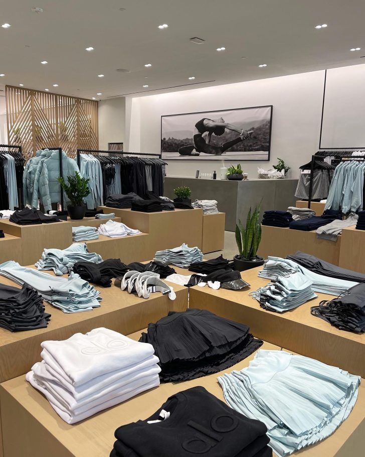 CULT-FAVOURITE ALO YOGA OPENING FIRST STORE IN SINGAPORE AT MARINA BAY ...