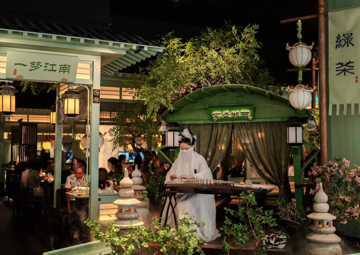 FAMOUS LONGJING RESTAURANT OPENS IN SINGAPORE WITH ORIENTAL LAKE ...