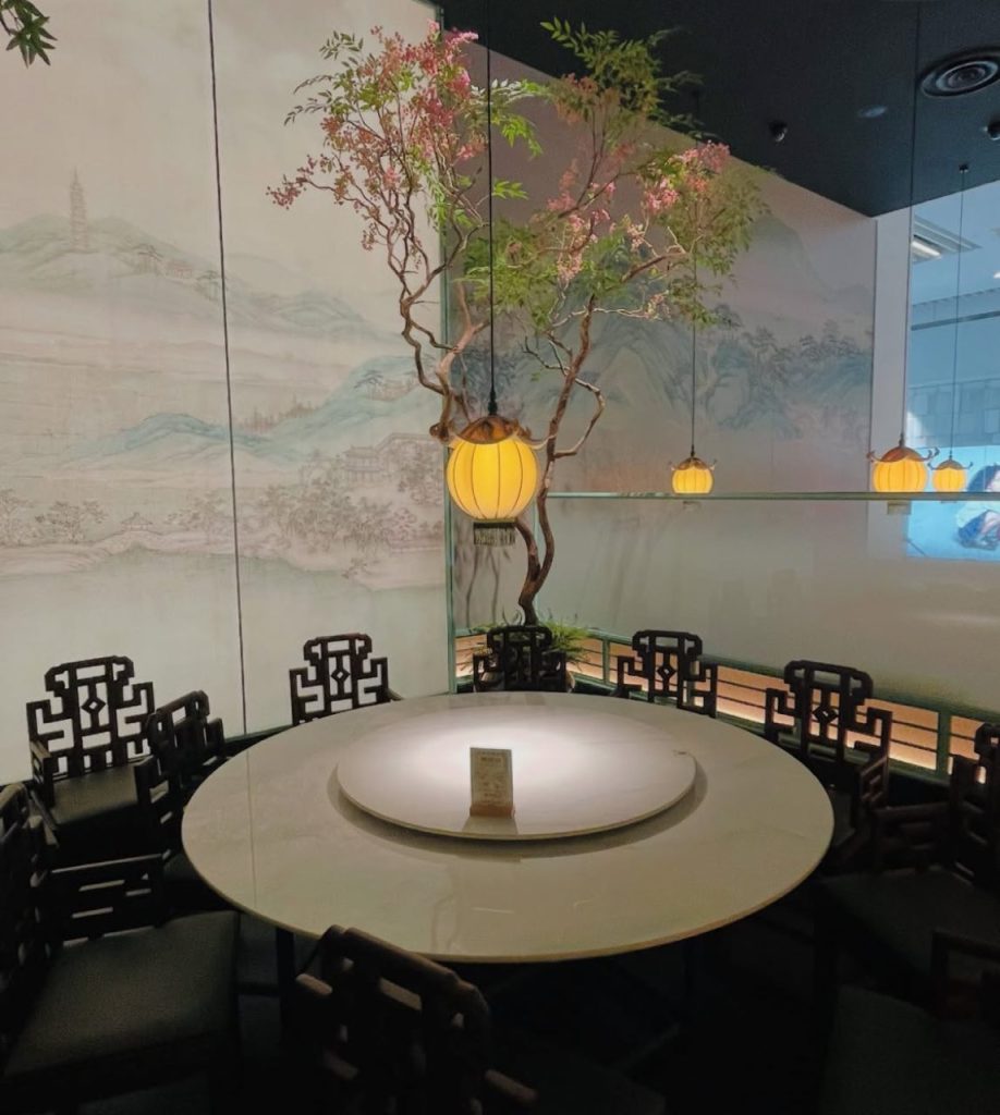 FAMOUS LONGJING RESTAURANT OPENS IN SINGAPORE WITH ORIENTAL LAKE ...
