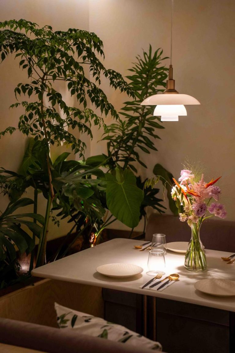 TOMACADO: FLORAL-THEMED RESTAURANT & FLOWER BAR WITH IN-HOUSE FLORIST ...